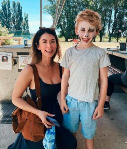 Jewel Staite's 2022 Updated Net Worth: 5 Quick Facts