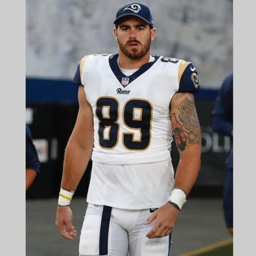 Tight End Tyler Higbee Played For Western Kentucky Before Being Drafted ...